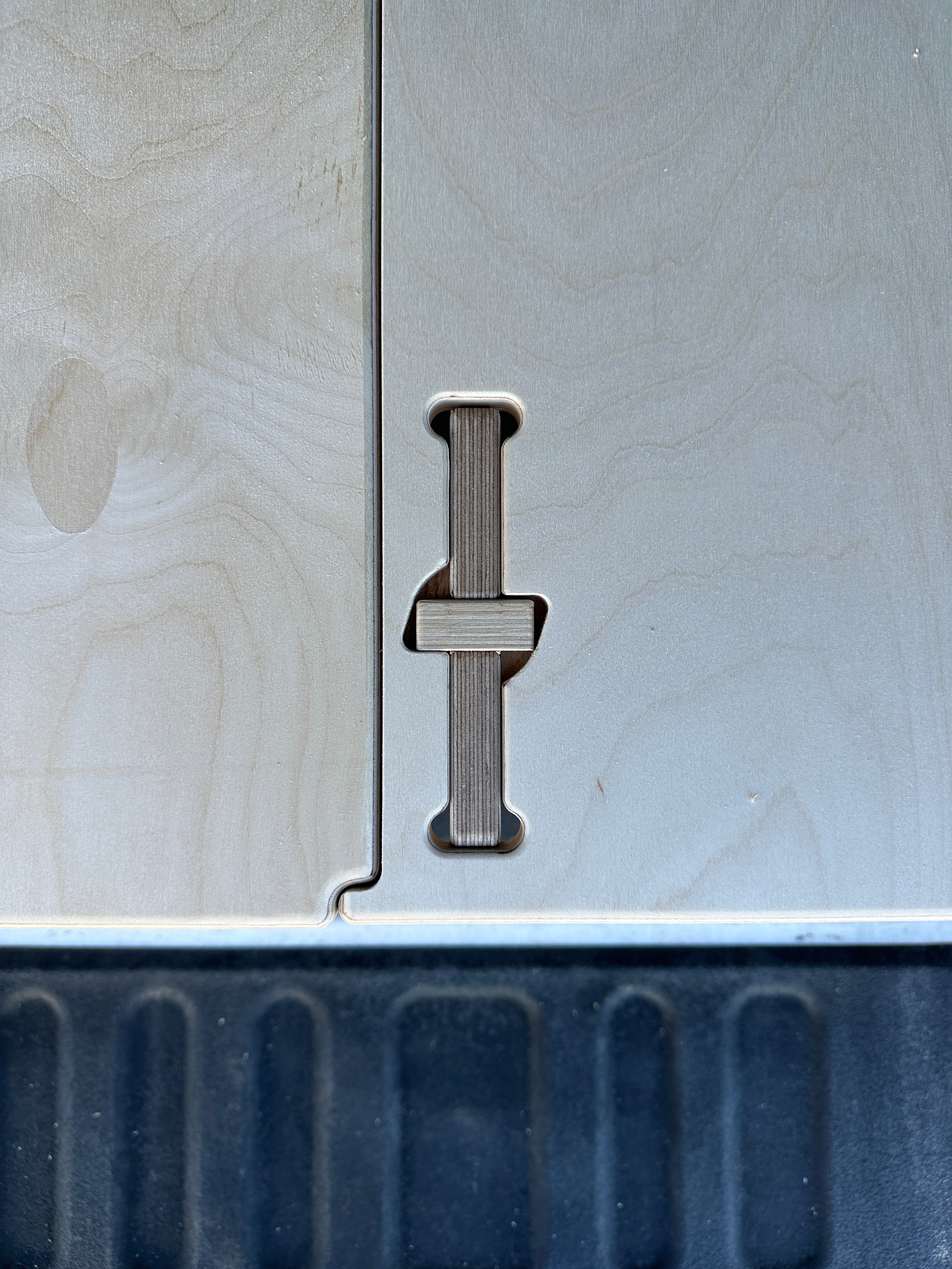 Lengthwise Bed Platform (Tundra '07-'21) – BamBeds